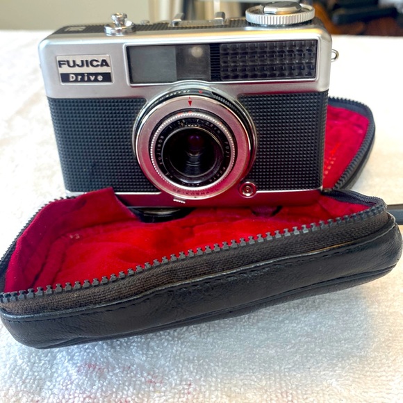 Fujica | Cameras, Photo & Video | Vintage Fujica Drive Camera 6s Era ...